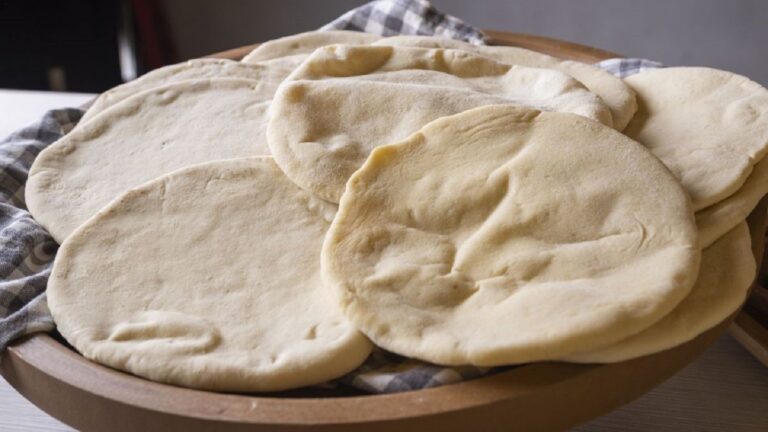 Pan árabe o pita: Paso a paso de una receta muy fácil
