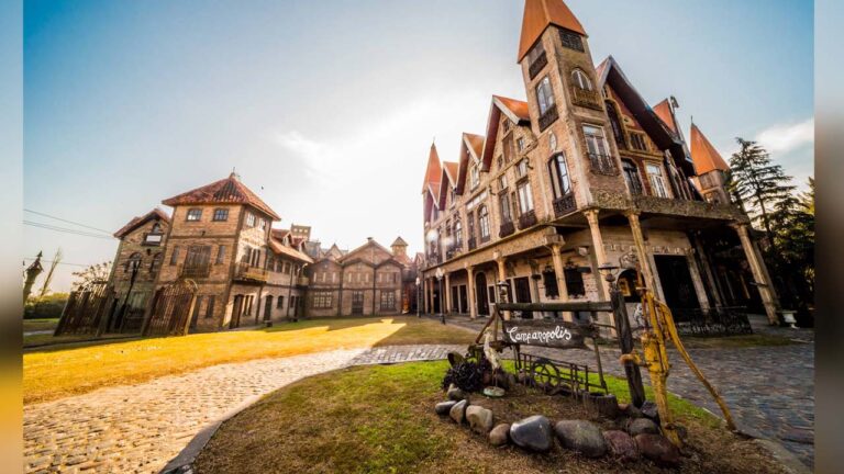 Conocé la aldea medieval a 40 minutos de zona oeste