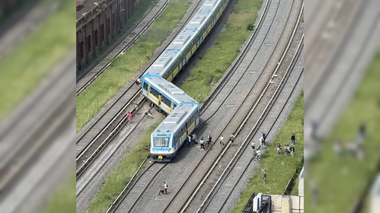 Tren Sarmiento: Servicio limitado por descarrilamiento
